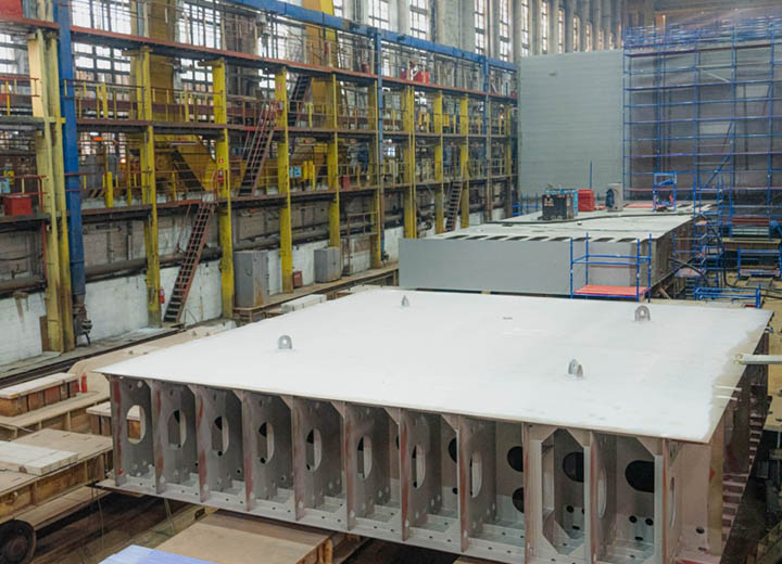 Амурские корабелы формируют блоки дока-понтона "Амурец" проекта 65911 ...